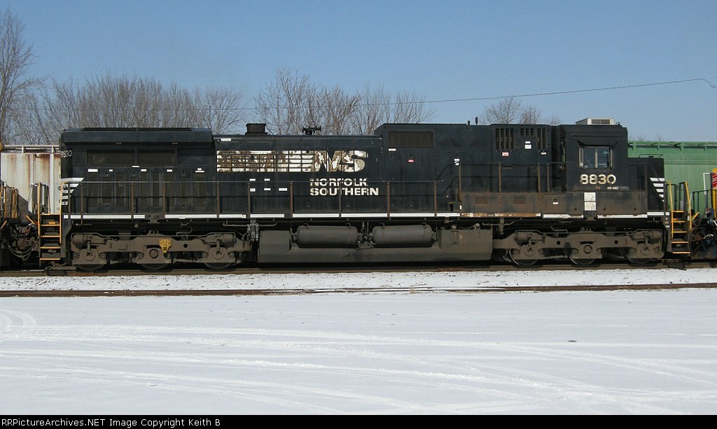 NS 8830